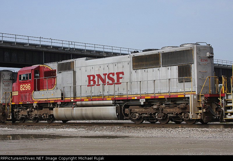 BNSF 8296